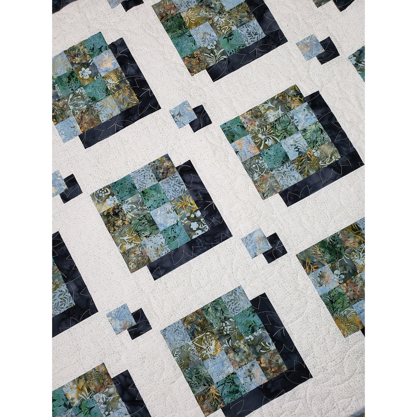 Hovering Quilt CQD-9252e - Downloadable Pattern – QuiltWoman.com