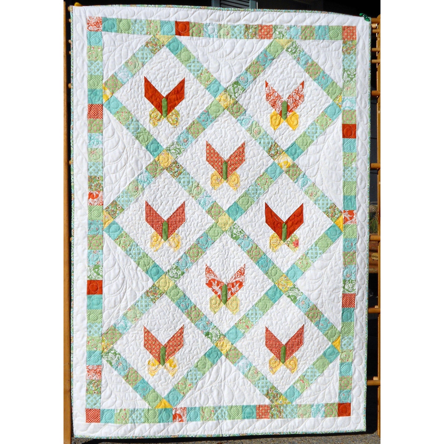 Petit Papillon Quilt and Table Runner LLD-047e - Downloadable Pattern ...